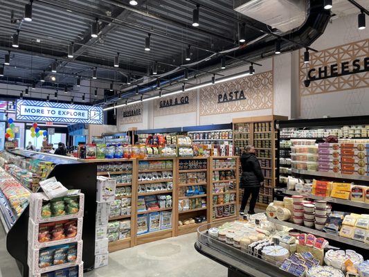 DUMBO MARKET - Updated September 2025 - 28 Photos & 14 Reviews - 205 ...