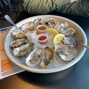SALTY GIRLS - SEQUIM SEAFOOD - 242 Photos & 250 Reviews - Seafood - 210 ...