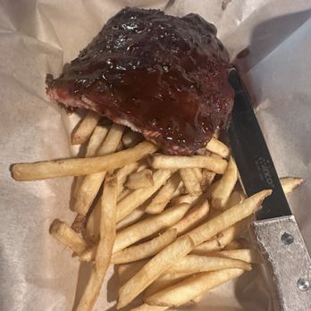 KAMINSKI’S SPORTS LOUNGE AND BBQ - Updated October 2025 - 419 Photos ...