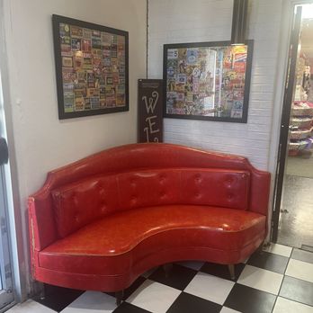 THE FAT APPLE - Updated December 2025 - 28 Photos & 19 Reviews - 225 ...