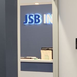 COLONIAL LIFE AND ACCIDENT INSURANCE - Updated October 2025 - 32 ...