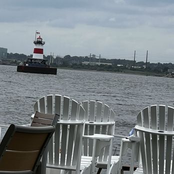 PIER 52 - Updated June 2025 - 181 Photos & 84 Reviews - 52 Ferry St ...