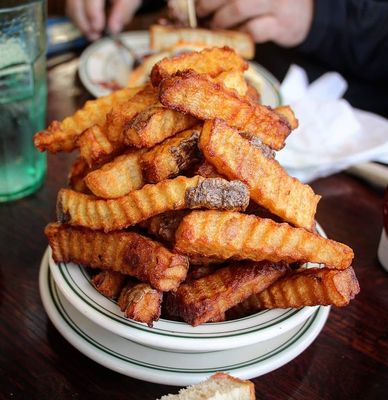 FAMOUS 4TH STREET DELICATESSEN - 1073 Photos & 687 Reviews - 700 S 4th ...