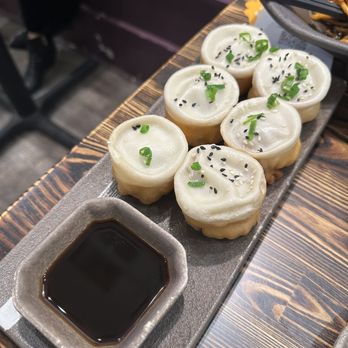 DUMPLING HOURS - Updated March 2025 - 464 Photos & 114 Reviews - 530 ...