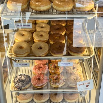 DONUT WORLD - Updated December 2024 - 53 Photos & 64 Reviews - 2509-A ...