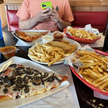 IMPERIAL PIZZA - Updated September 2025 - 512 Photos & 440 Reviews ...