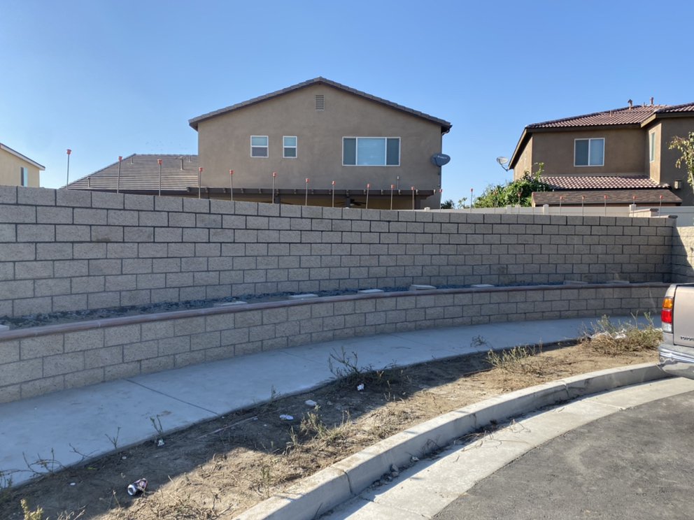 HB WALL AND STONE - Updated May 2024 - 22 Photos - Menifee, California ...