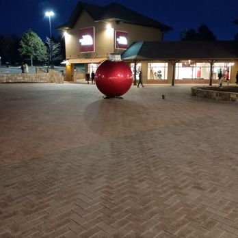OUTLETS AT CASTLE ROCK - Updated November 2025 - 162 Photos & 228 ...