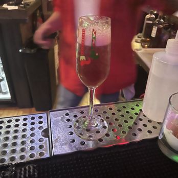 10 TORR DISTILLING AND BREWING - Updated October 2024 - 526 Photos ...