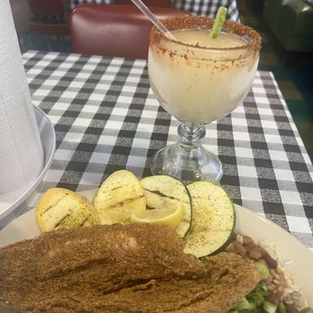 FLYING FISH - Updated October 2024 - 409 Photos & 315 Reviews - 1838 ...