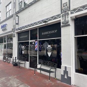 THE WANTED BARBER - Updated October 2025 - 18 Photos & 19 Reviews - 707 ...