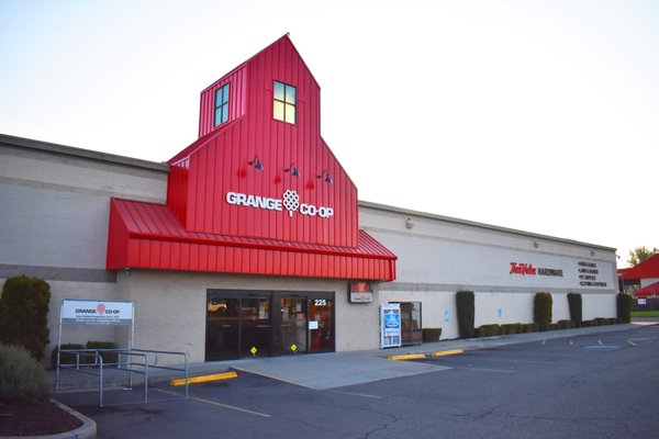 GRANGE - Updated July 2025 - 14 Photos & 13 Reviews - 225 S Front St ...