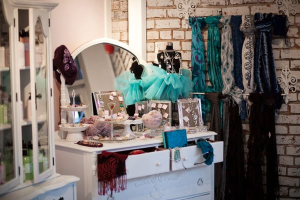 FRILLY LILLY - Updated January 2026 - 26 Photos & 94 Reviews - 100-1168 ...