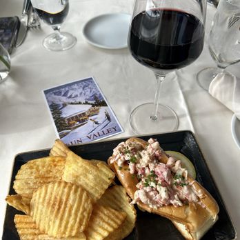 THE ROUNDHOUSE - Updated December 2025 - 137 Photos & 92 Reviews ...