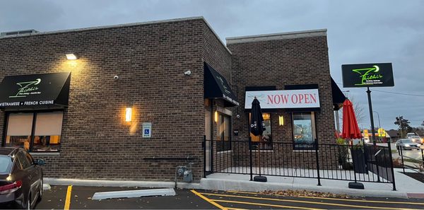 THITHI’S RESTAURANT - Updated October 2025 - 95 Photos & 66 Reviews - 11055 Roosevelt Rd ...