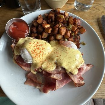 BRIGADE - Updated August 2024 - 186 Photos & 158 Reviews - 233 E Main ...