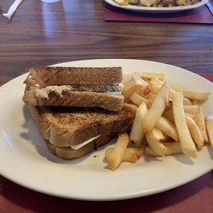 BLUE STAR RESTAURANT - 46 Photos & 107 Reviews - 11 Corinth St ...