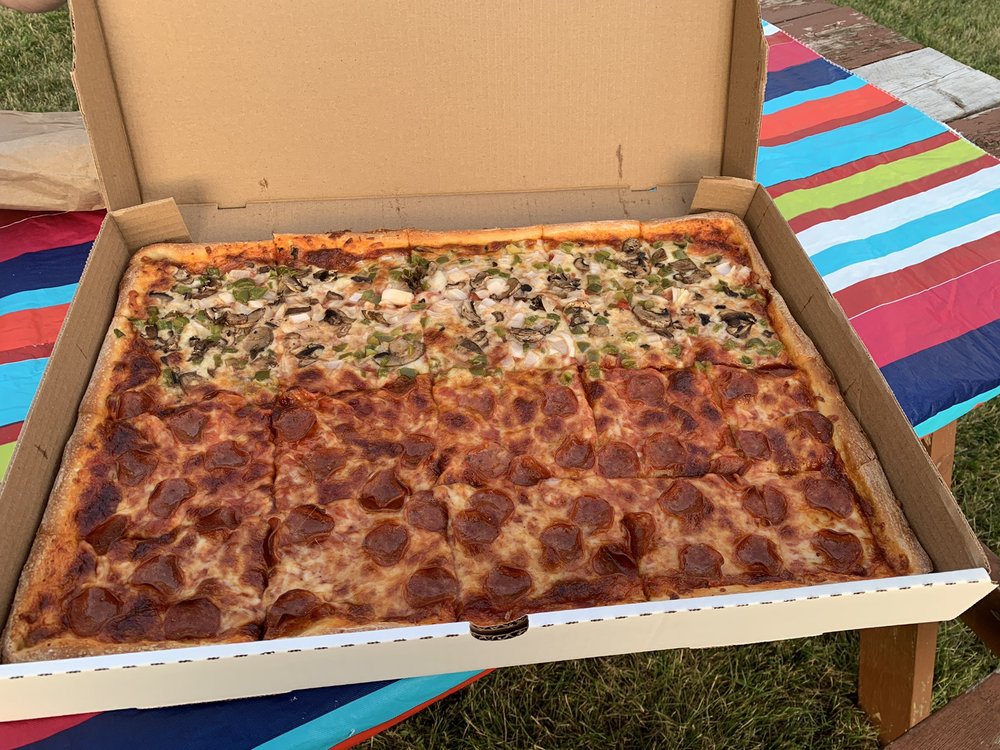 CHRISTOPHER’S PIZZA - Updated December 2024 - 94 Killaly Street W, Port ...