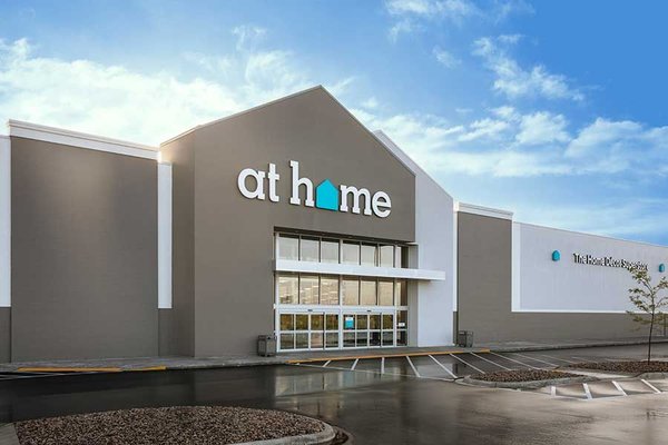 AT HOME - Updated July 2025 - 16 Photos - 3820 W Wisconsin Ave ...