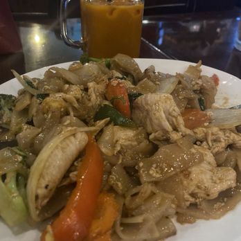 MONTIEN THAI RESTAURANT - Updated October 2025 - 539 Photos & 531 ...