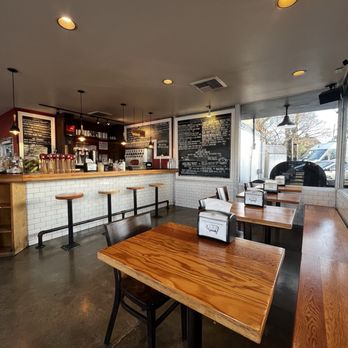 LARDO - Updated April 2025 - 1817 Photos & 1437 Reviews - 1212 SE ...