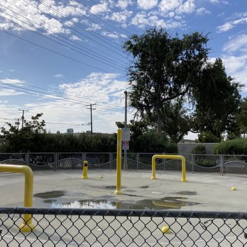 LEMON PARK SPRAY POOL - Updated December 2025 - 99 Photos & 34 Reviews ...