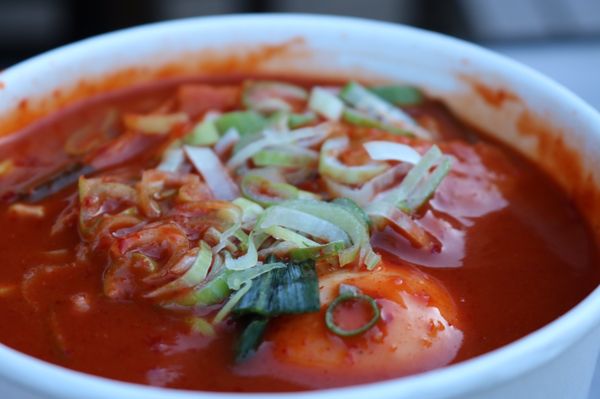 TWO HANDS HOTDOG - 1952 Photos & 1018 Reviews - 450 S Western Ave, Los ...