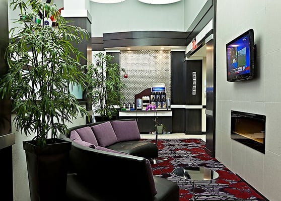 HOLIDAY INN EXPRESS & SUITES COLUMBUS - POLARIS PARKWAY - 46 Photos ...