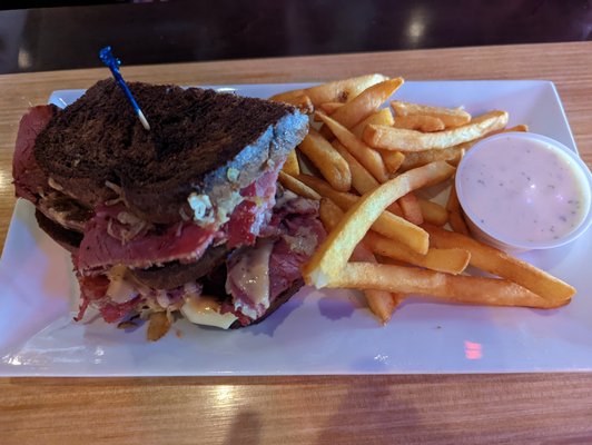 BUZZ INN STEAKHOUSE - Updated July 2025 - 49 Photos & 152 Reviews ...