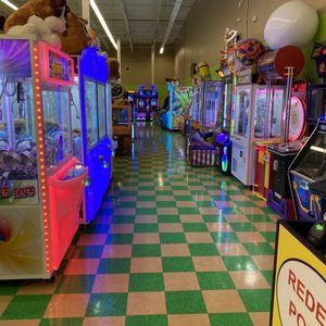 FUNVILLE PLAYGROUND AND CAFE VIRGINIA BEACH - 172 Photos & 96 Reviews ...