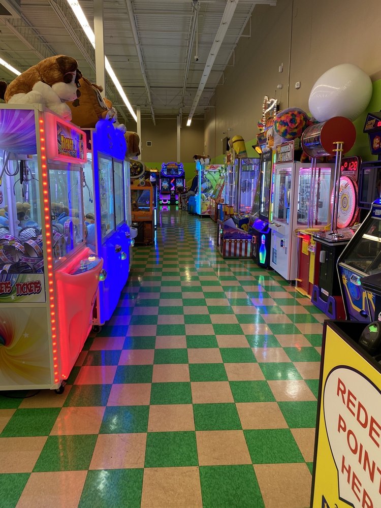 FUNVILLE PLAYGROUND AND CAFE CHESAPEAKE - 179 Photos & 93 Reviews ...