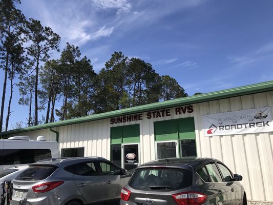 SUNSHINE STATE RVS - Updated December 2025 - 28 Photos & 21 Reviews ...