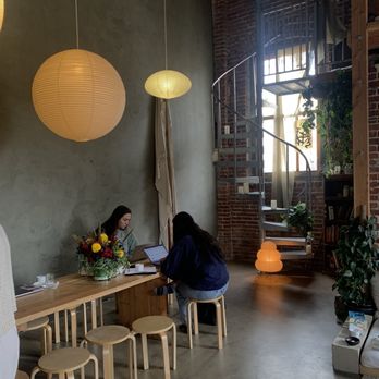 TEA AT SHILOH - Updated April 2025 - 70 Photos & 40 Reviews - 2035 Bay ...