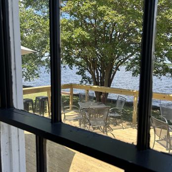 THE HERRINGBONE ON THE WATERFRONT - Updated July 2024 - 68 Photos & 52 ...