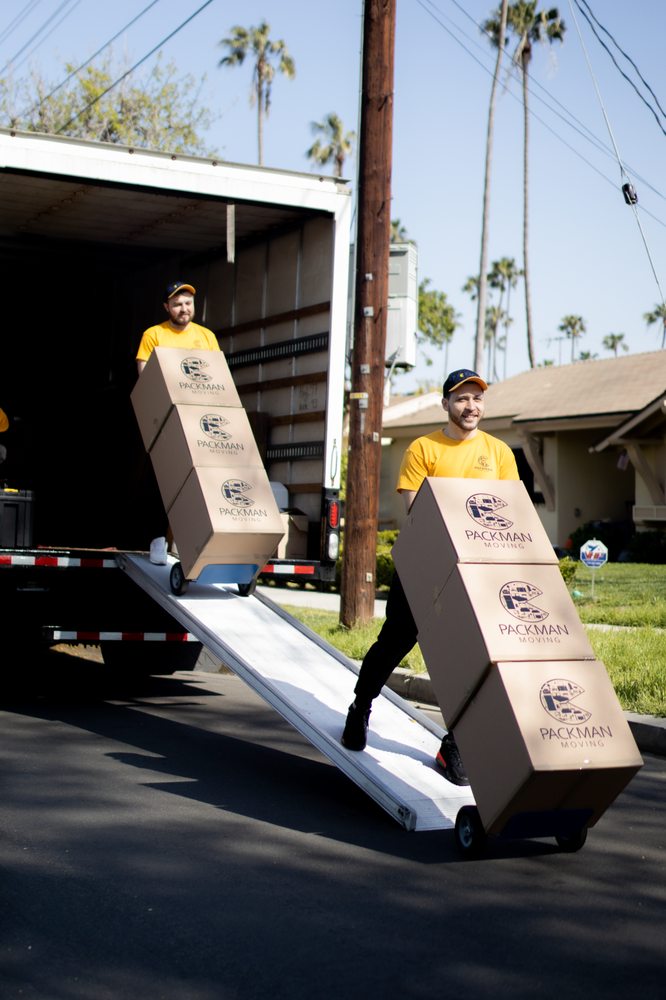 PACKMAN MOVING - Updated 05/2025 - 144 Photos & 67 Reviews - 9679 Vía ...