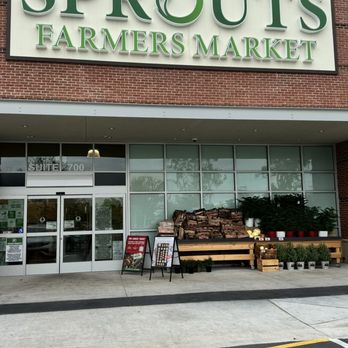 SPROUTS FARMERS MARKET - Updated August 2025 - 40 Photos & 17 Reviews ...