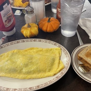 BLUE JAY RESTAURANT - Updated November 2025 - 106 Photos & 121 Reviews ...