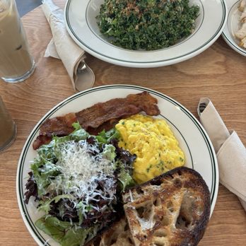 CAFÉ TELEGRAMA - Updated 2024 - 72 Photos & 55 Reviews - 737 N Western ...