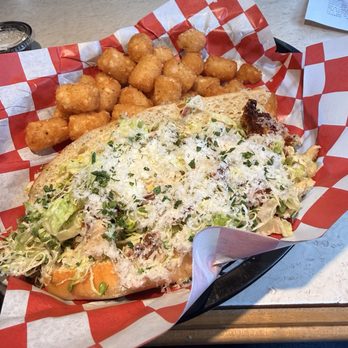 CHOWDERHEAD - Updated December 2025 - 117 Photos & 132 Reviews - 825 N ...