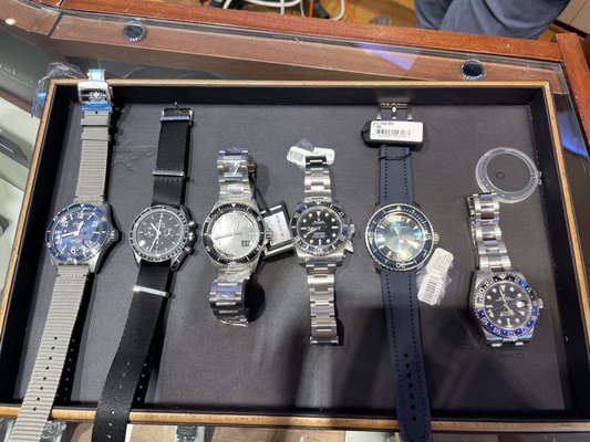 EXQUISITE TIMEPIECES - 21 Photos & 41 Reviews - 4380 Gulf Shore Blvd N ...