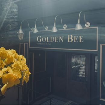 THE GOLDEN BEE - Updated May 2024 - 447 Photos & 507 Reviews - 1 Lake ...