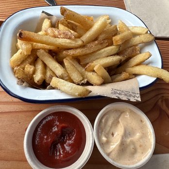 HANDLINE - Updated August 2025 - 624 Photos & 731 Reviews - 935 ...