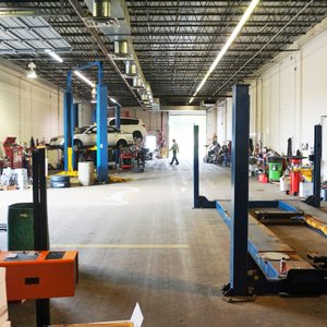 VIRGINIA TIRE & AUTO OF SPRINGFIELD - Updated March 2025 - 48 Photos ...