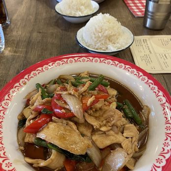MAE ORNNIT THAI KITCHEN - Updated June 2024 - 224 Photos & 50 Reviews ...
