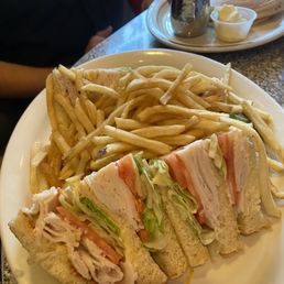 5 & DINER - Updated August 2025 - 555 Photos & 589 Reviews - 5220 N ...