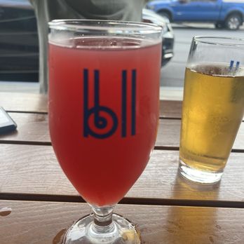 BELT LINE BREWERY & KITCHEN - Updated December 2025 - 278 Photos & 109 ...