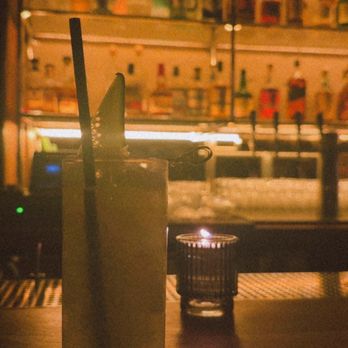 SPRING STREET BAR - Updated October 2025 - 290 Photos & 592 Reviews ...