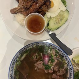 SIP PHO - Updated October 2025 - 831 Photos & 474 Reviews - 512 W 29th ...