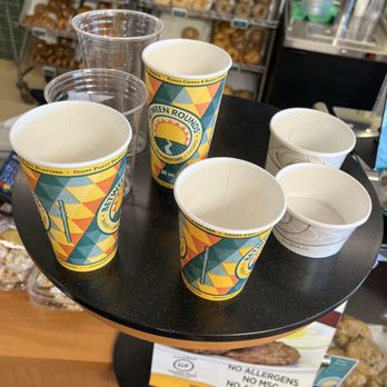 BETWEEN ROUNDS BAGEL DELI & BAKERY - Updated December 2025 - 128 Photos ...