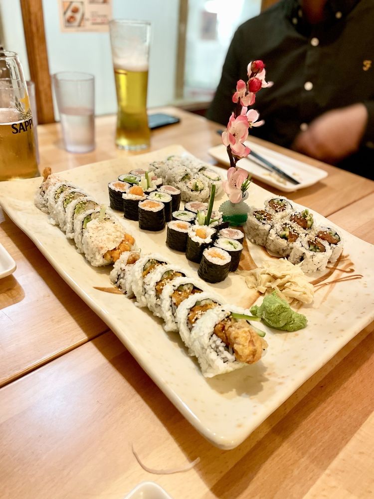 MOMO SUSHI - Updated December 2025 - 226 Photos & 256 Reviews - 375 ...